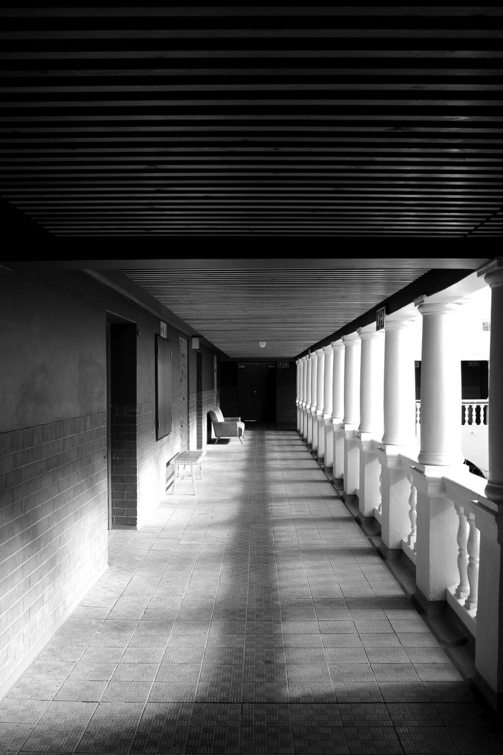 Annie RC – Visual Art Journal – Art Magazine