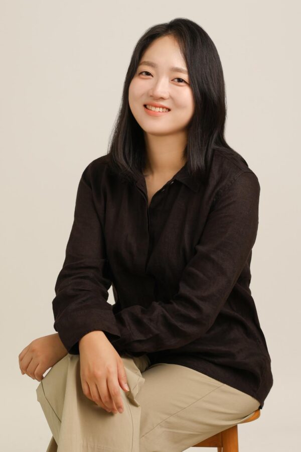 Soh Young Lee – Visual Art Journal – Art Magazine