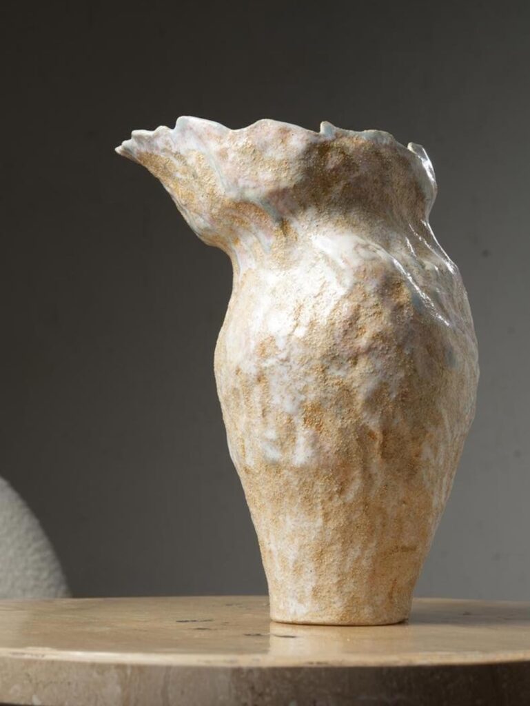 Katerina Kirik – Visual Art Journal – Art Magazine